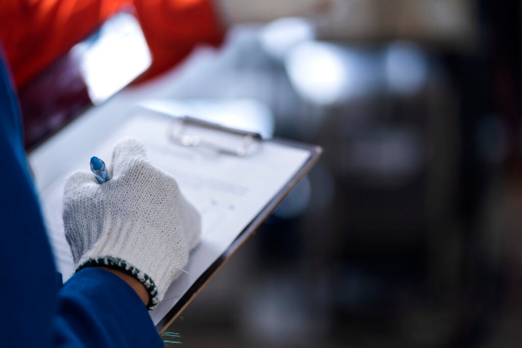 DOT Lettering Requirements – Truck Marking Rules & Compliance